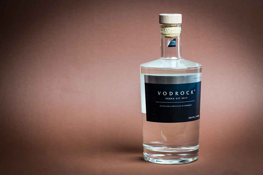 Vodrock Vodka - Wie einer ganz ander sein wollte und auch ist - glas ...